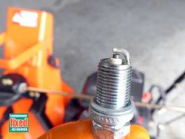 How Often Change Snowblower Spark Plug? Mechanics advice | Lawnmowerfixed